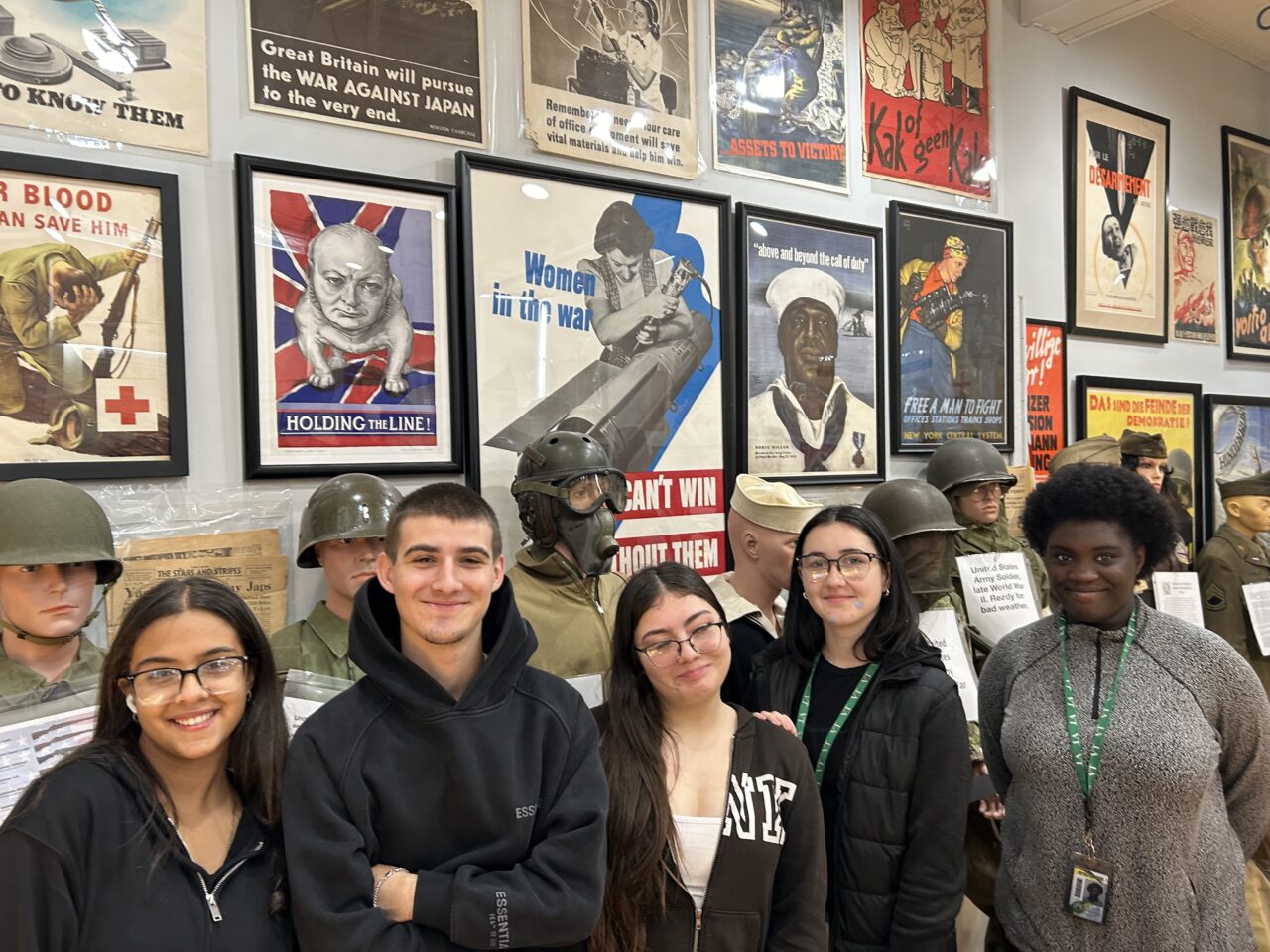 Mrs. McLean’s and Richard Porteus WW2 Field Trip - Greater New Bedford ...